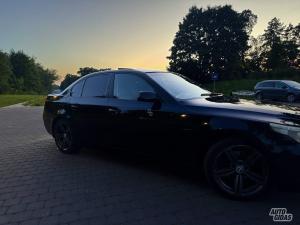 Black BMW 525 2004 in Silute, with an engine capacity of 2.50 L and mileage of 406 thousand km for 3500 €, photo 7 on AUTOMOTO.COM.LV