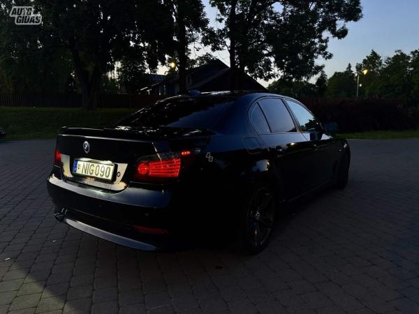 Black BMW 525 2004 in Silute, with an engine capacity of 2.50 L and mileage of 406 thousand km for 3500 €, photo 8 on AUTOMOTO.COM.LV