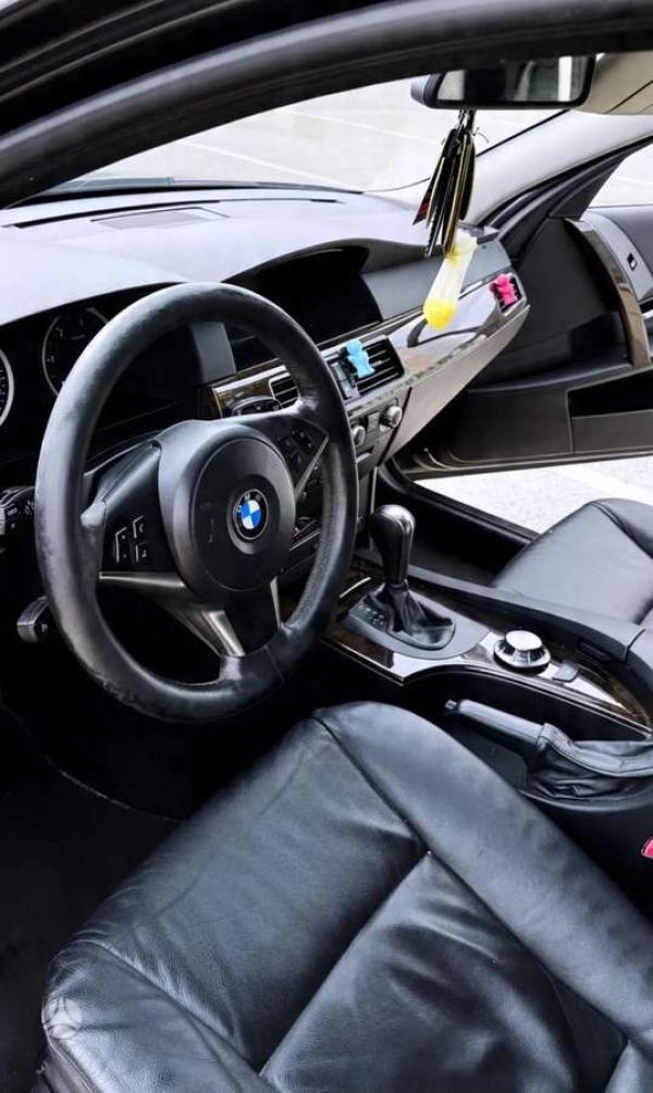 Melns BMW 525 2004 Šauļi, ar dzinēja tilpumu 2.50 L un nobraukumu 398 tūkst. km par 2150 €, foto 8 vietnē AUTOMOTO.COM.LV