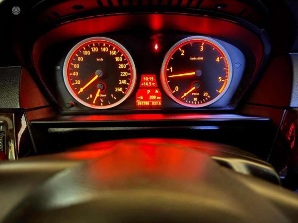 Melns BMW 525 2004 Šauļi, ar dzinēja tilpumu 2.50 L un nobraukumu 398 tūkst. km par 2150 €, foto 11 vietnē AUTOMOTO.COM.LV