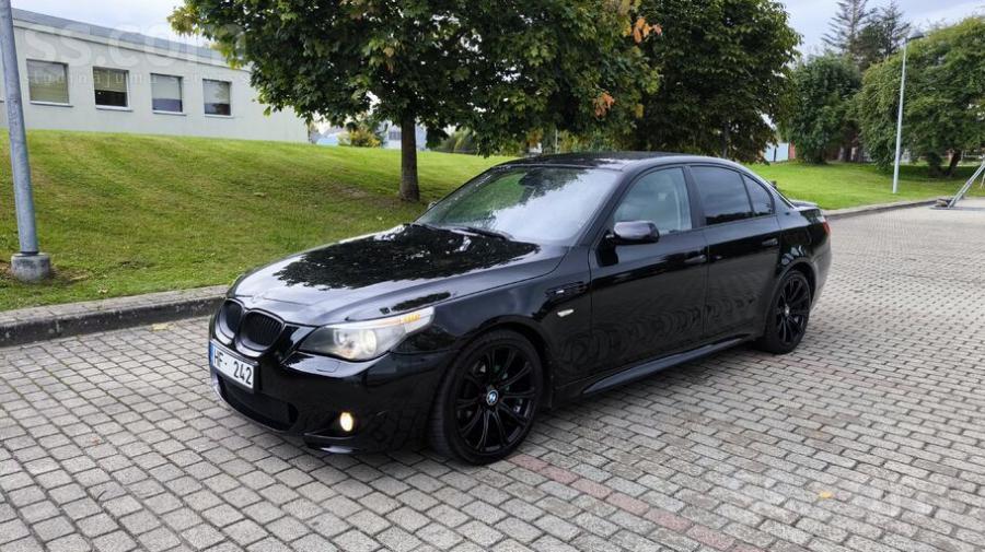 Melns BMW 525 2004 Dobele, ar dzinēja tilpumu 2.50 L un nobraukumu 363 tūkst. km par 4300 €, foto 4 vietnē AUTOMOTO.COM.LV