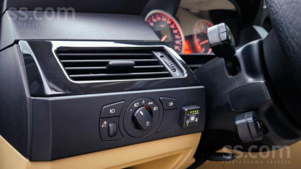 Black BMW 525 2004 in Dobele, with an engine capacity of 2.50 L and mileage of 363 thousand km for 4300 €, photo 10 on AUTOMOTO.COM.LV