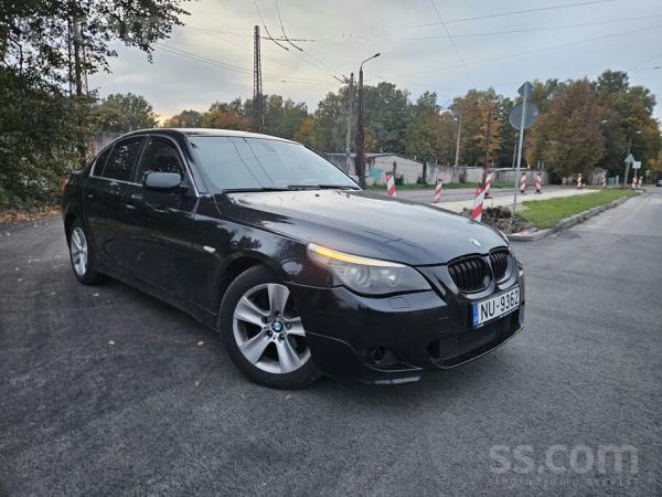 БМВ 525 2004 в Рига на AUTOMOTO.COM.LV Черный БМВ 525 2004 в Рига, объемом двигателя 2.50 л и пробегом 450 тыс. км за 3850 €, фото 7 на AUTOMOTO.COM.LV