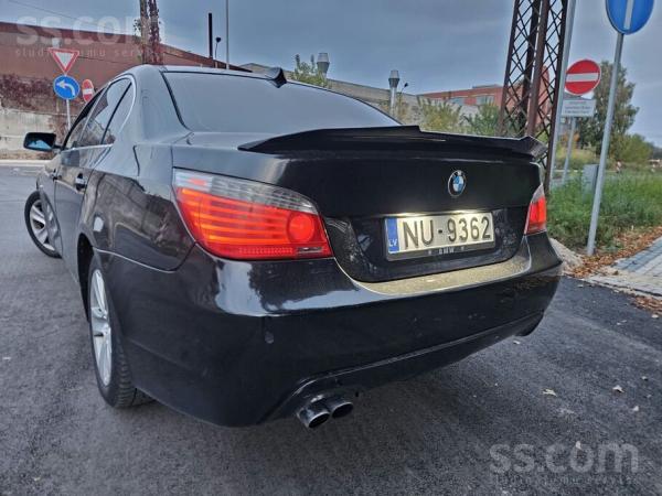БМВ 525 2004 в Рига на AUTOMOTO.COM.LV Черный БМВ 525 2004 в Рига, объемом двигателя 2.50 л и пробегом 450 тыс. км за 3850 €, фото 8 на AUTOMOTO.COM.LV