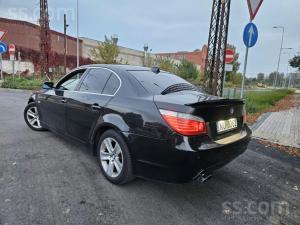 Черный БМВ 525 2004 в Рига, объемом двигателя 2.50 л и пробегом 450 тыс. км за 3850 €, фото 9 на AUTOMOTO.COM.LV