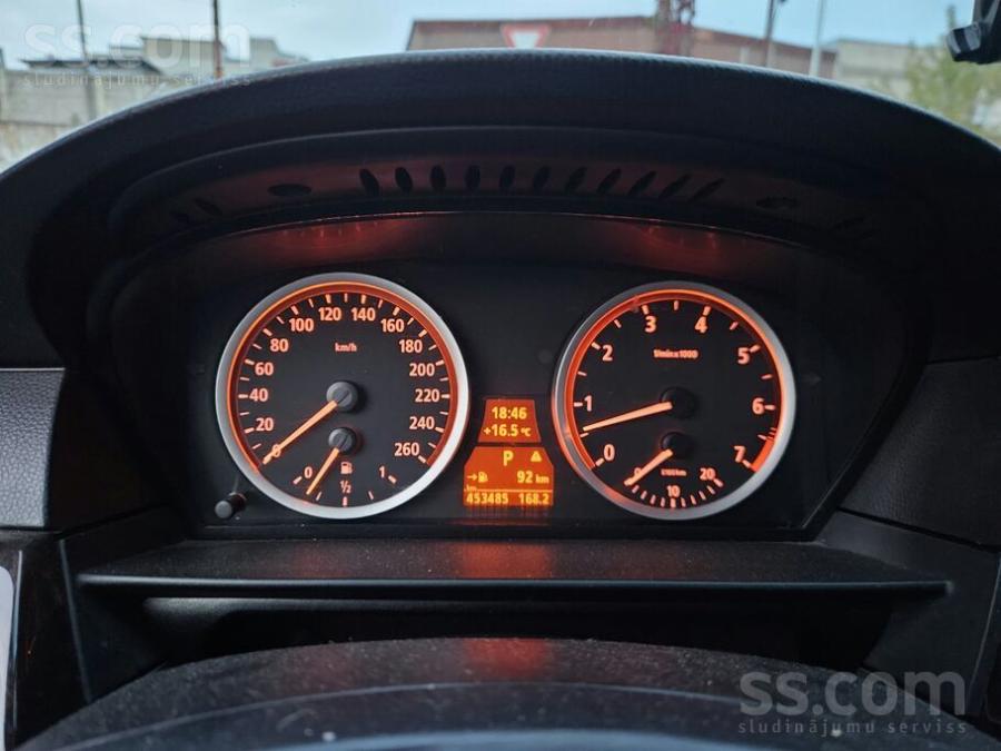 Черный БМВ 525 2004 в Рига, объемом двигателя 2.50 л и пробегом 450 тыс. км за 3850 €, фото 29 на AUTOMOTO.COM.LV