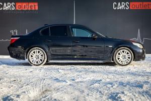 Melns BMW 525 2005 Rīga, ar dzinēja tilpumu 2.50 L un nobraukumu 396 tūkst. km par 6990 €, foto 4 vietnē AUTOMOTO.COM.LV