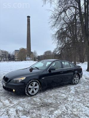 Black BMW 525 2005 in Riga, with an engine capacity of 2.50 L and mileage of 402 thousand km for 3100 €, photo 2 on AUTOMOTO.COM.LV