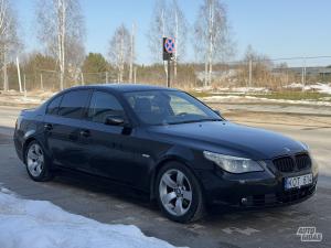 Melns BMW 525 2005 Viļņa, ar dzinēja tilpumu 2.50 L un nobraukumu 250 tūkst. km par 3650 €, foto 11 vietnē AUTOMOTO.COM.LV