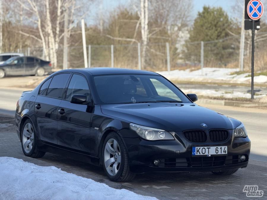 Melns BMW 525 2005 Viļņa, ar dzinēja tilpumu 2.50 L un nobraukumu 250 tūkst. km par 3650 €, foto 12 vietnē AUTOMOTO.COM.LV