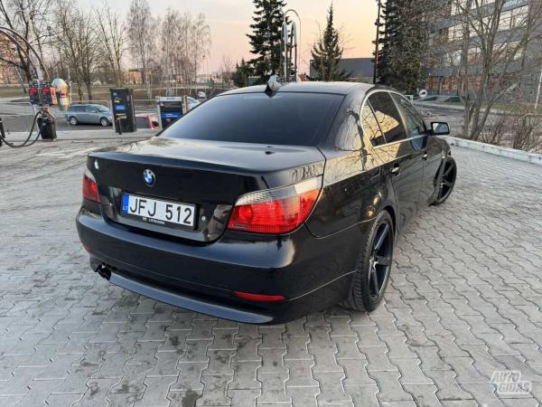 Black BMW 525 2005 in Kaunas, with an engine capacity of 2.50 L and mileage of 290 thousand km for 2750 €, photo 3 on AUTOMOTO.COM.LV
