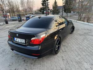 Melns BMW 525 2005 Kauņa, ar dzinēja tilpumu 2.50 L un nobraukumu 290 tūkst. km par 2750 €, foto 7 vietnē AUTOMOTO.COM.LV