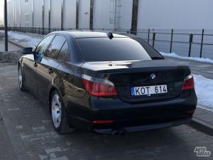 Black BMW 525 2005 in Vilnius, with an engine capacity of 2.50 L and mileage of 250 thousand km for 3450 €, photo 9 on AUTOMOTO.COM.LV