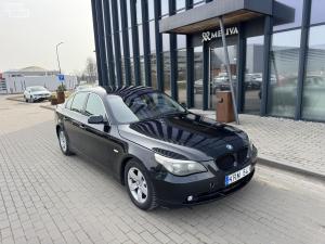 Melns BMW 525 2005 Kauņa, ar dzinēja tilpumu 2.50 L un nobraukumu 480 tūkst. km par 2300 €, foto  vietnē AUTOMOTO.COM.LV