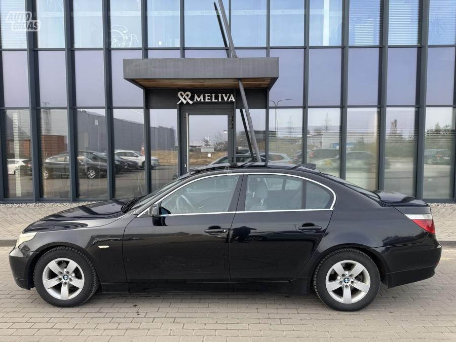 Melns BMW 525 2005 Kauņa, ar dzinēja tilpumu 2.50 L un nobraukumu 480 tūkst. km par 2300 €, foto 13 vietnē AUTOMOTO.COM.LV