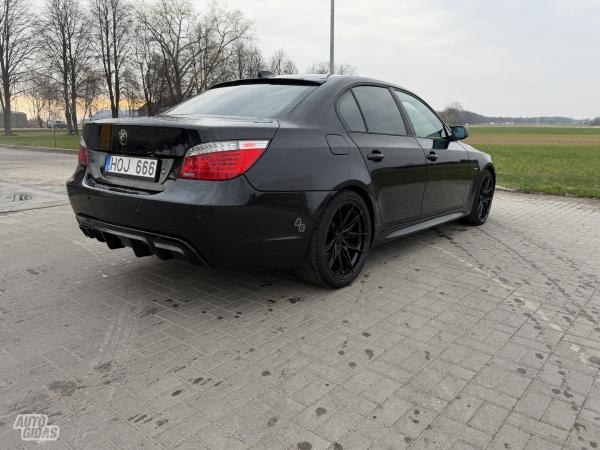 Melns BMW 525 2005 Širvintos, ar dzinēja tilpumu 2.50 L un nobraukumu 325 tūkst. km par 4999 €, foto 3 vietnē AUTOMOTO.COM.LV