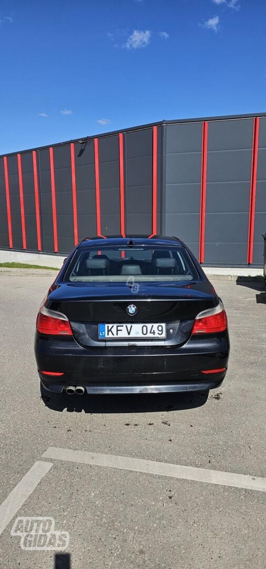 Black BMW 525 2005 in Vilnius, with an engine capacity of 2.50 L and mileage of 440 thousand km for 2800 €, photo 1 on AUTOMOTO.COM.LV