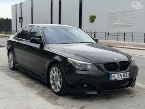 Melns BMW 525 2005 Viļņa, ar dzinēja tilpumu 2.50 L un nobraukumu 350 tūkst. km par 4350 €, foto  vietnē AUTOMOTO.COM.LV