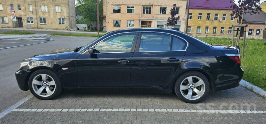 Black BMW 525 2005 in Rezekne, with an engine capacity of 2.50 L and mileage of 376 thousand km for 3090 €, photo 5 on AUTOMOTO.COM.LV