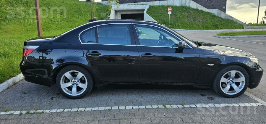 Black BMW 525 2005 in Rezekne, with an engine capacity of 2.50 L and mileage of 376 thousand km for 3090 €, photo 9 on AUTOMOTO.COM.LV