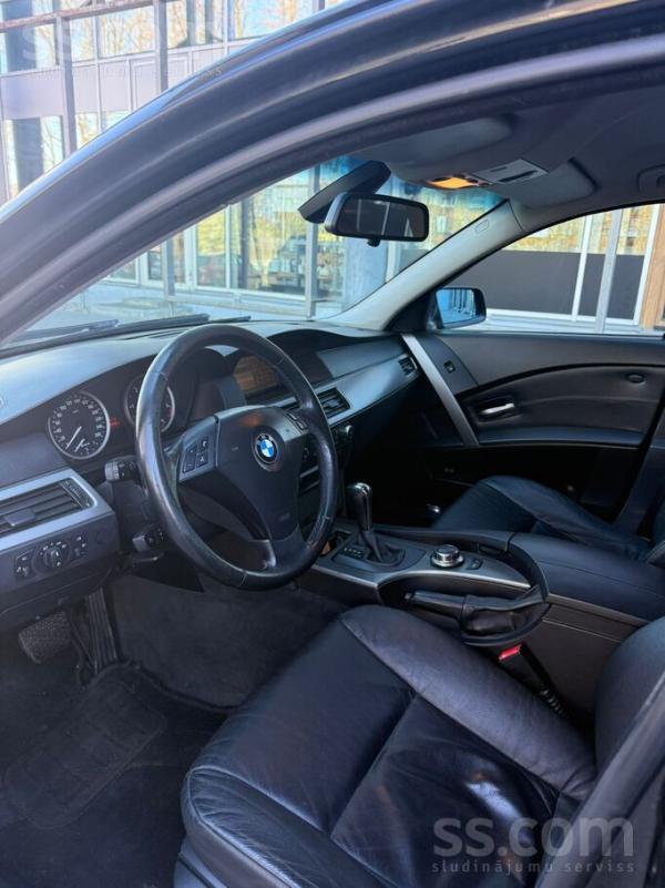 Black BMW 525 2005 in Riga, with an engine capacity of 2.50 L and mileage of 0 thousand km for 4500 €, photo 6 on AUTOMOTO.COM.LV