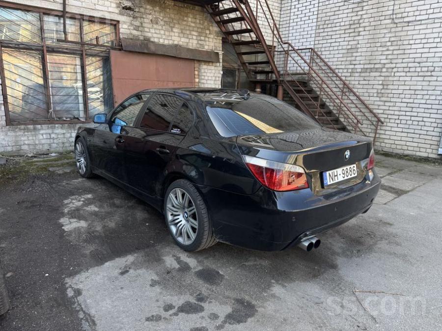 Melns BMW 525 2005 Rīga, ar dzinēja tilpumu 2.50 L un nobraukumu 367 tūkst. km par 3150 €, foto 8 vietnē AUTOMOTO.COM.LV