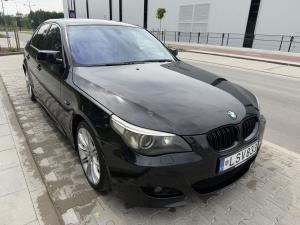 Black BMW 525 2005 in Vilnius, with an engine capacity of 2.50 L and mileage of 350 thousand km for 4250 €, photo 4 on AUTOMOTO.COM.LV