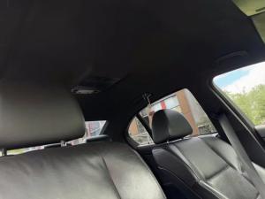 Black BMW 525 2005 in Riga, with an engine capacity of 2.50 L and mileage of 323 thousand km for 4990 €, photo 12 on AUTOMOTO.COM.LV
