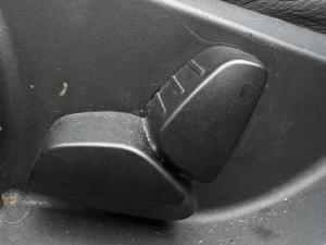Black BMW 525 2005 in Riga, with an engine capacity of 2.50 L and mileage of 323 thousand km for 4990 €, photo 27 on AUTOMOTO.COM.LV