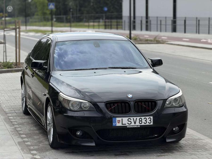 Black BMW 525 2005 in Vilnius, with an engine capacity of 2.50 L and mileage of 349 thousand km for 4200 €, photo 6 on AUTOMOTO.COM.LV