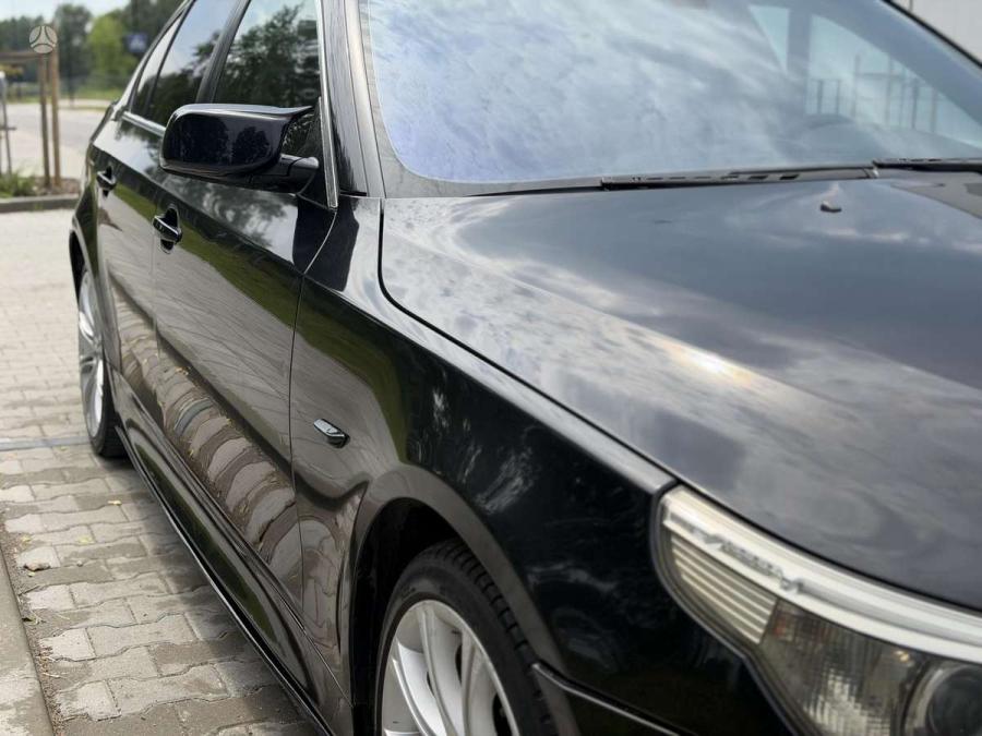 Black BMW 525 2005 in Vilnius, with an engine capacity of 2.50 L and mileage of 349 thousand km for 4200 €, photo 18 on AUTOMOTO.COM.LV