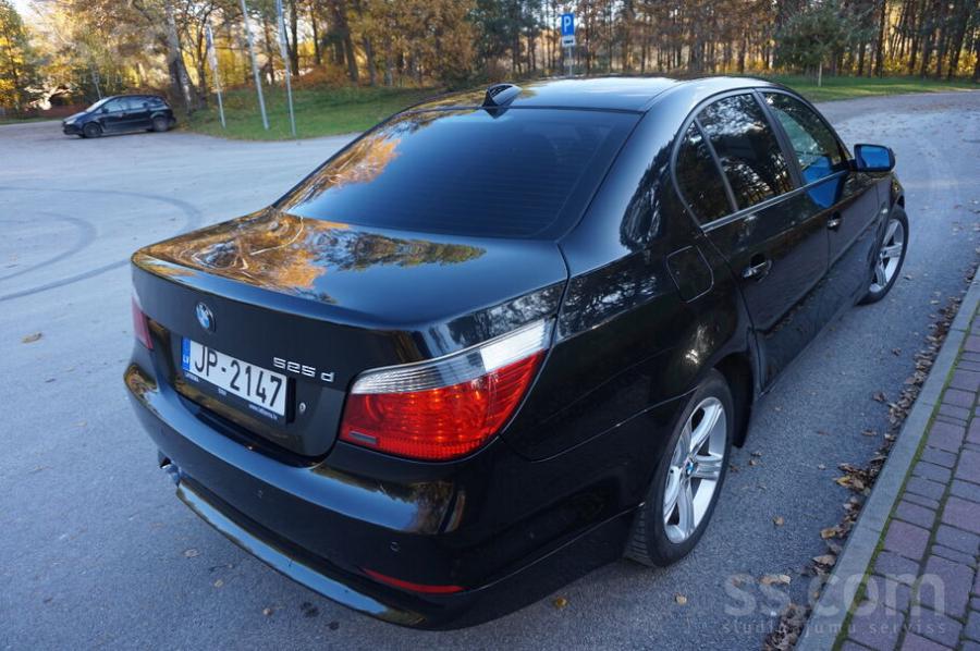 Black BMW 525 2005 in Jurmala, with an engine capacity of 2.50 L and mileage of 247 thousand km for 4795 €, photo 10 on AUTOMOTO.COM.LV