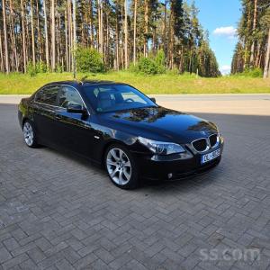 Melns BMW 525 2005 Rīga, ar dzinēja tilpumu 2.50 L un nobraukumu 369 tūkst. km par 3330 €, foto 3 vietnē AUTOMOTO.COM.LV