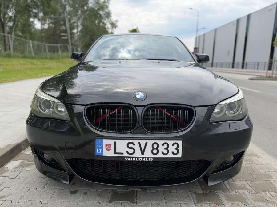 Черный БМВ 525 2005 в Вильнюс, объемом двигателя 2.50 л и пробегом 348 тыс. км за 3850 €, фото 10 на AUTOMOTO.COM.LV