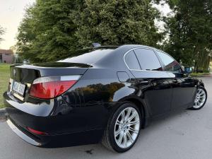 Melns BMW 525 2005 Kauņa, ar dzinēja tilpumu 2.50 L un nobraukumu 345 tūkst. km par 3450 €, foto 19 vietnē AUTOMOTO.COM.LV