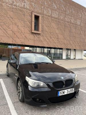 Black BMW 525 2005 in Valmiera, with an engine capacity of 2.50 L and mileage of 318 thousand km for 4000 €, photo 6 on AUTOMOTO.COM.LV