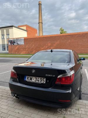Black BMW 525 2005 in Valmiera, with an engine capacity of 2.50 L and mileage of 318 thousand km for 4000 €, photo 9 on AUTOMOTO.COM.LV