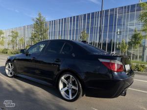 Black BMW 525 2005 in Vilnius, with an engine capacity of 2.50 L and mileage of 321 thousand km for 4350 €, photo 8 on AUTOMOTO.COM.LV