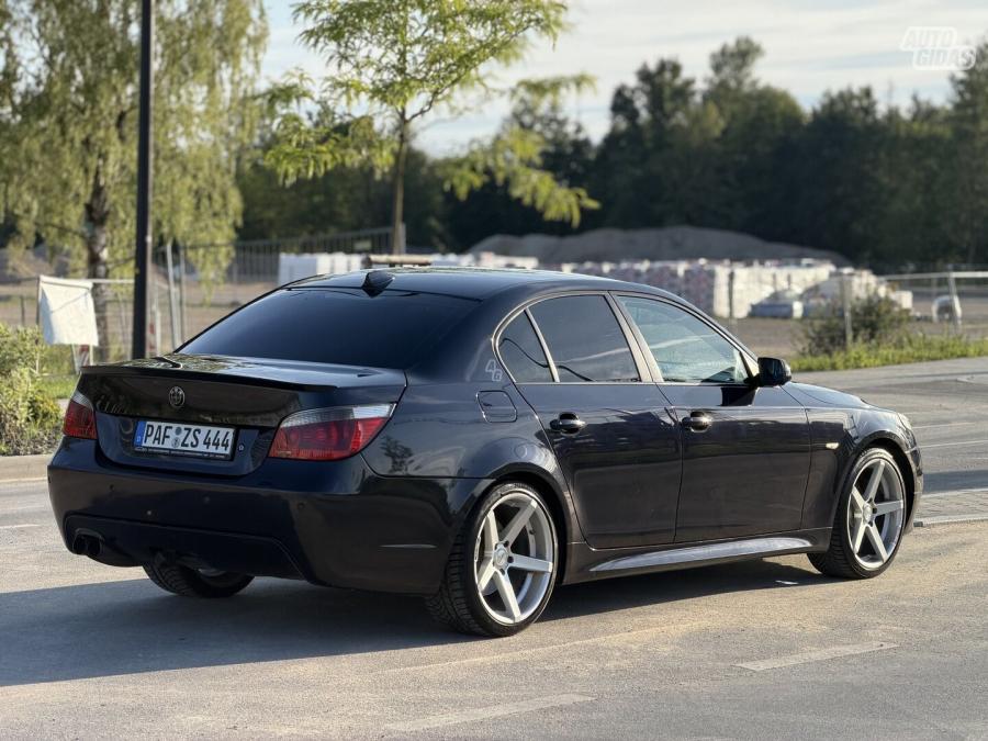 Black BMW 525 2005 in Vilnius, with an engine capacity of 2.50 L and mileage of 321 thousand km for 4350 €, photo 11 on AUTOMOTO.COM.LV