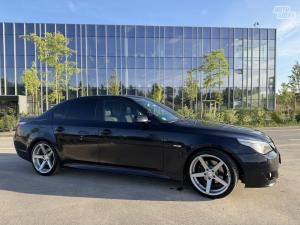 Black BMW 525 2005 in Vilnius, with an engine capacity of 2.50 L and mileage of 321 thousand km for 4350 €, photo 12 on AUTOMOTO.COM.LV
