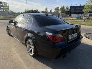 Black BMW 525 2005 in Vilnius, with an engine capacity of 2.50 L and mileage of 321 thousand km for 4350 €, photo 16 on AUTOMOTO.COM.LV
