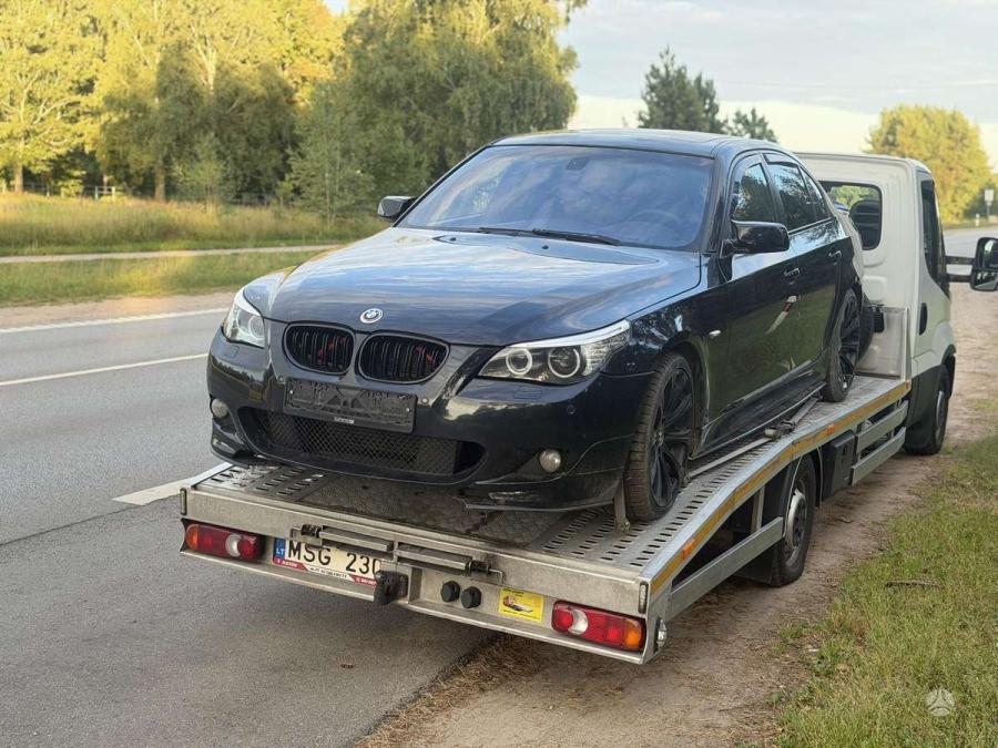 Черный БМВ 525 2005 в Вильнюс, объемом двигателя 2.50 л и пробегом 450 тыс. км за 3650 €, фото 4 на AUTOMOTO.COM.LV