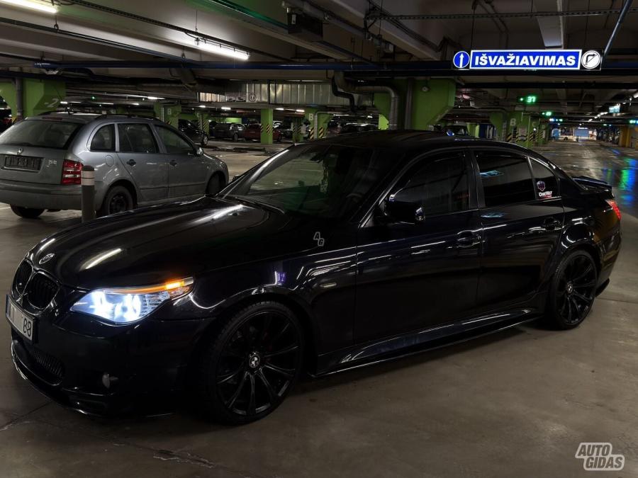Melns BMW 525 2005 Viļņa, ar dzinēja tilpumu 2.50 L un nobraukumu 460 tūkst. km par 3599 €, foto 4 vietnē AUTOMOTO.COM.LV