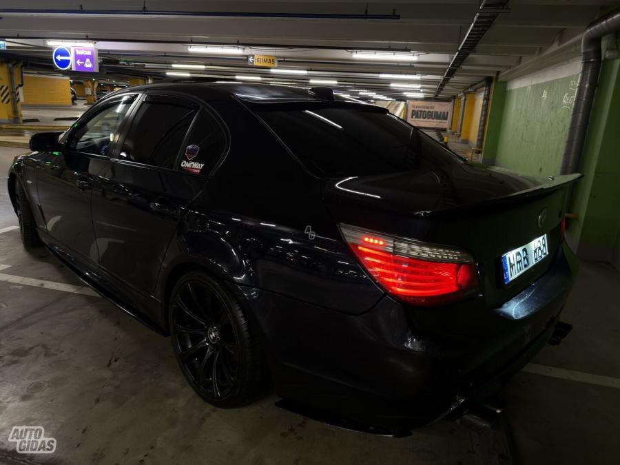 Melns BMW 525 2005 Viļņa, ar dzinēja tilpumu 2.50 L un nobraukumu 460 tūkst. km par 3599 €, foto 8 vietnē AUTOMOTO.COM.LV