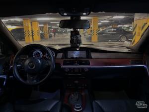 Melns BMW 525 2005 Viļņa, ar dzinēja tilpumu 2.50 L un nobraukumu 460 tūkst. km par 3599 €, foto 11 vietnē AUTOMOTO.COM.LV