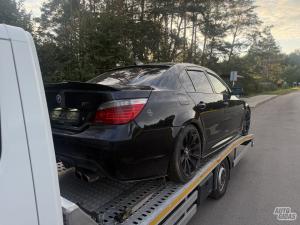 Melns BMW 525 2005 Viļņa, ar dzinēja tilpumu 2.50 L un nobraukumu 460 tūkst. km par 3599 €, foto 23 vietnē AUTOMOTO.COM.LV