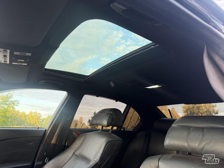 Melns BMW 525 2005 Viļņa, ar dzinēja tilpumu 2.50 L un nobraukumu 460 tūkst. km par 3599 €, foto 29 vietnē AUTOMOTO.COM.LV