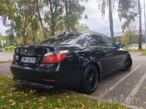 Black BMW 525 2005 in Riga, with an engine capacity of 2.50 L and mileage of 416 thousand km for 3490 €, photo 6 on AUTOMOTO.COM.LV