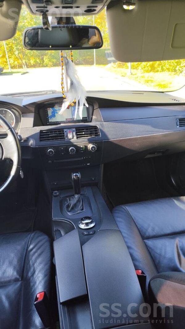 Black BMW 525 2005 in Jekabpils, with an engine capacity of 2.50 L and mileage of 345 thousand km for 5000 €, photo 5 on AUTOMOTO.COM.LV