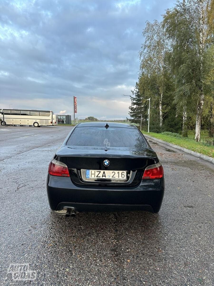 Black BMW 525 2005 in Sakiai, with an engine capacity of 2.50 L and mileage of 404 thousand km for 1600 €, photo 6 on AUTOMOTO.COM.LV
